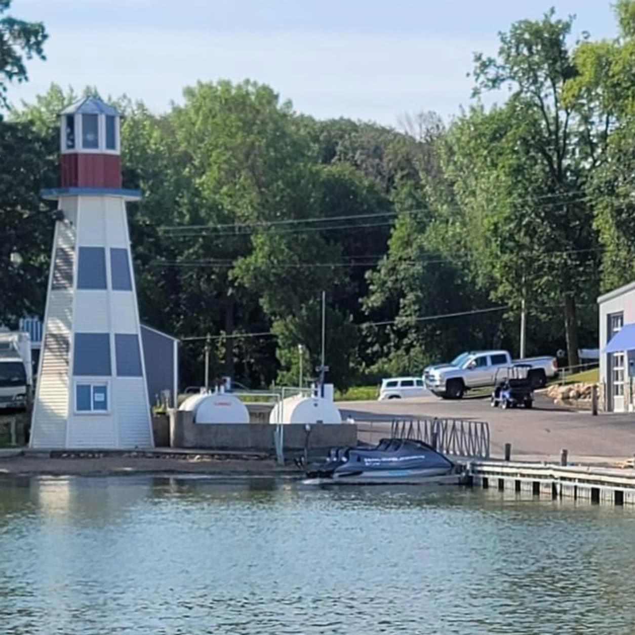 Lighthouse Boat Rentals | Polaris Adventures